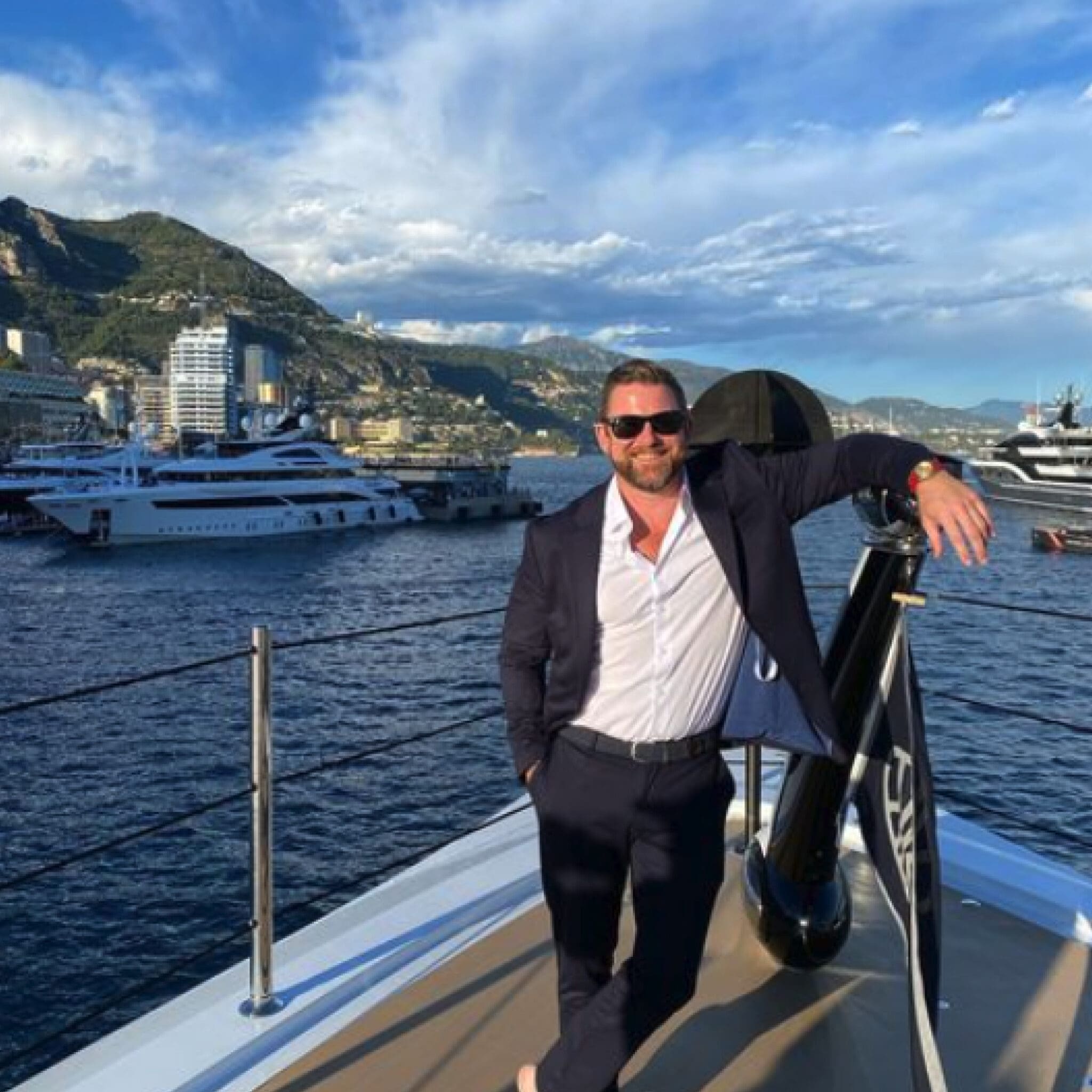 The Yacht Fella Tours Akula | The Italian Yacht Group
